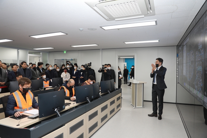 [기획보도]경북구미스마트그린산단 산업·안전·환경 통합관제센터 개소 구미국가산단 재난·안전사고 제로 Zero 에 도전하다